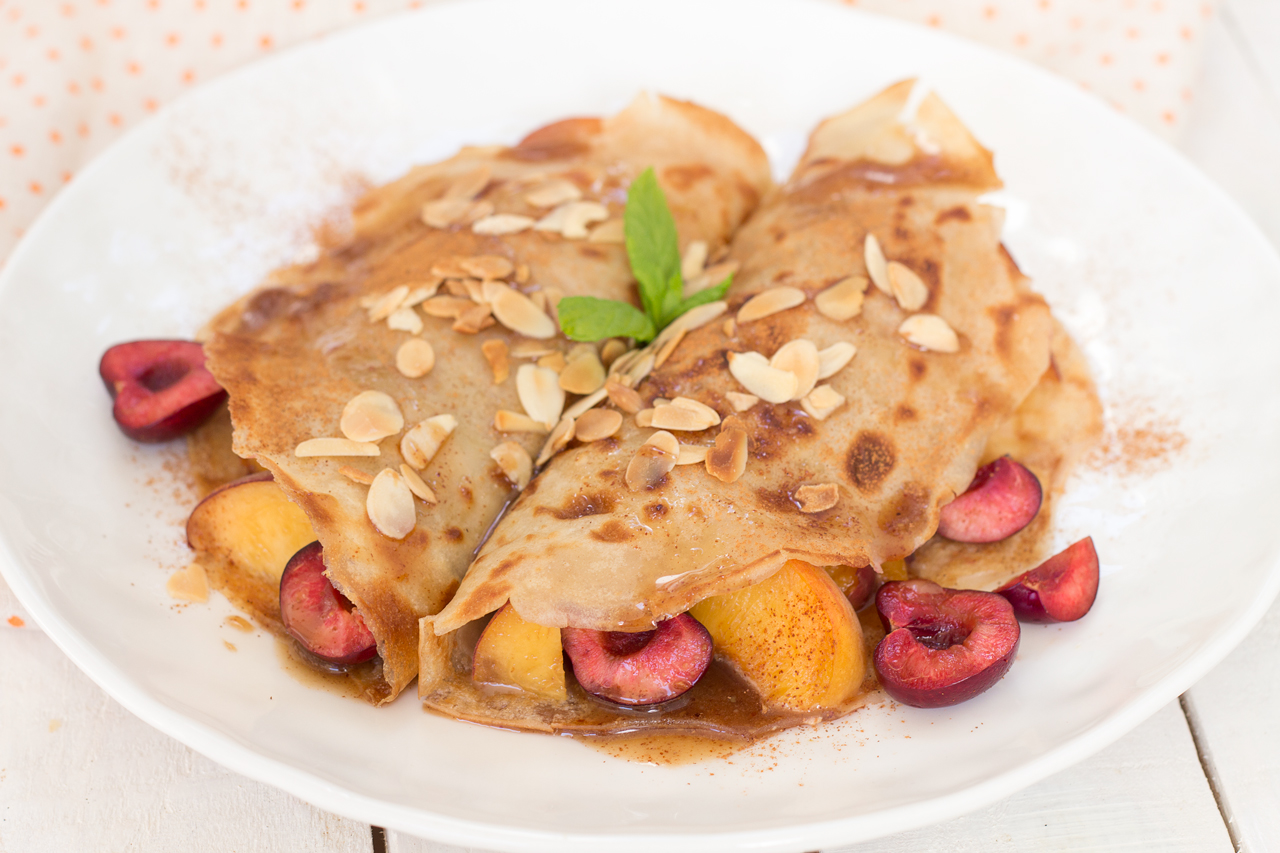 Vegan crêpes with fruit and maple caramel - Lazy Cat Kitchen