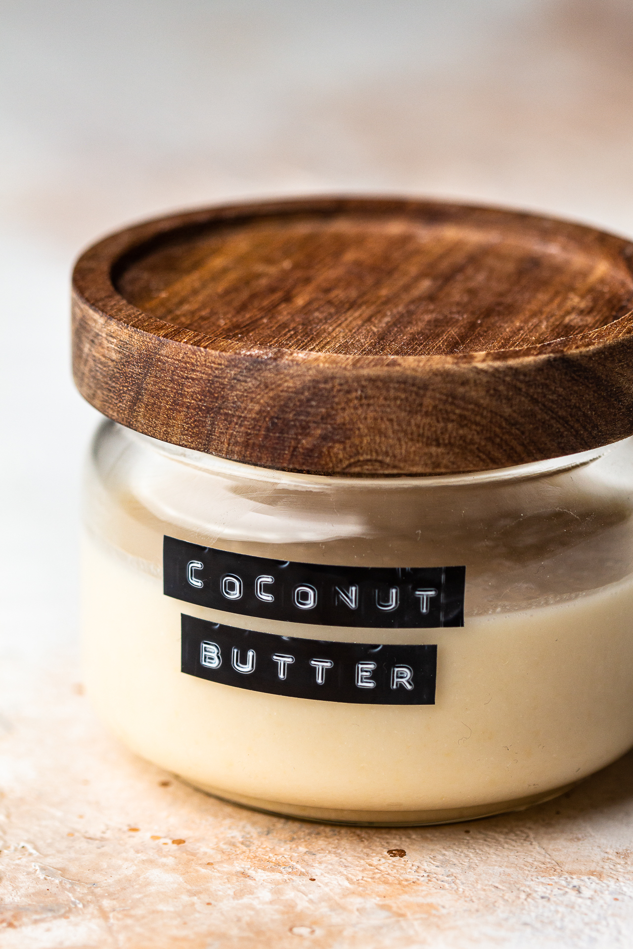 Homemade coconut butter - Lazy Cat Kitchen